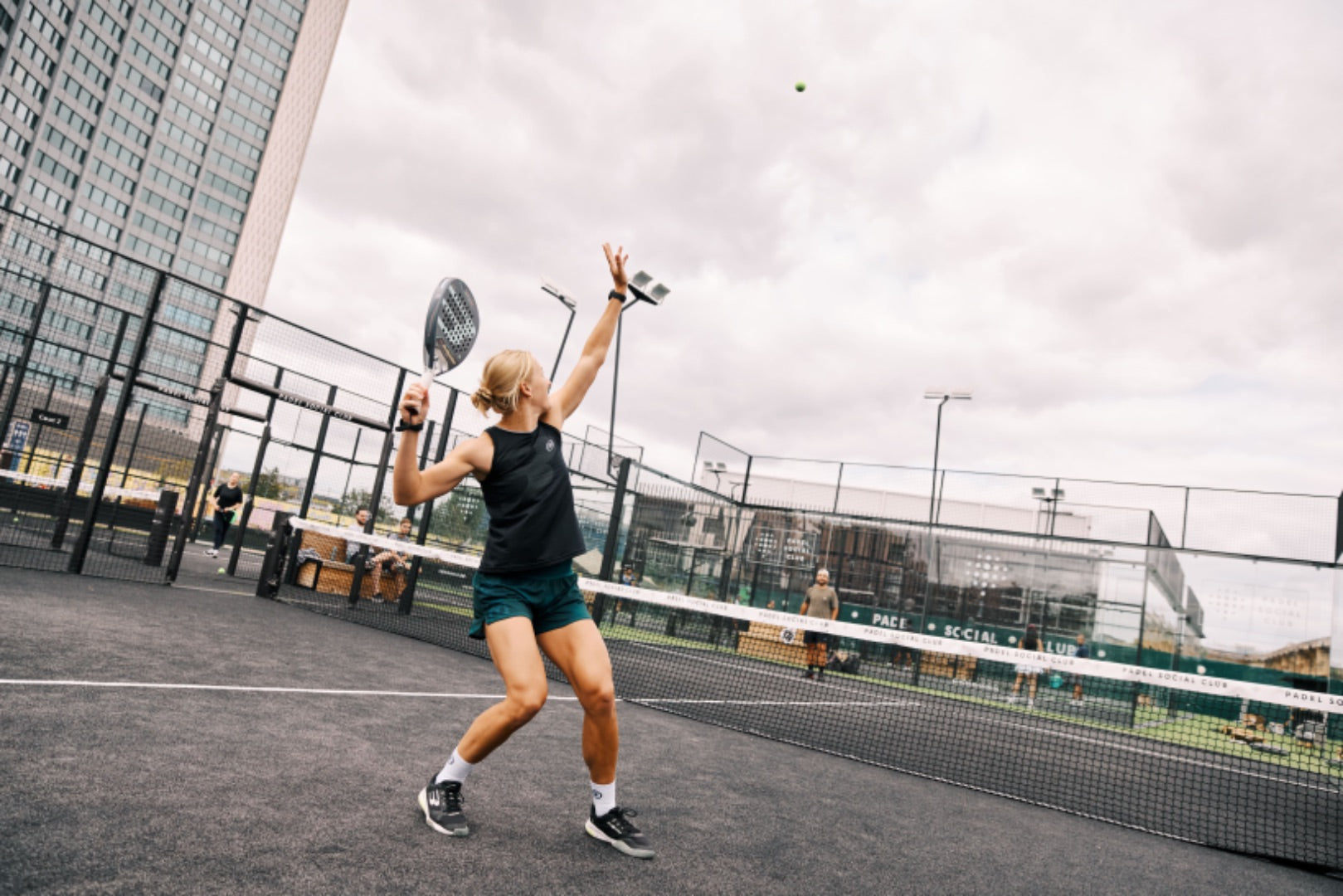 Christmas Special Americano – Padel Social Club